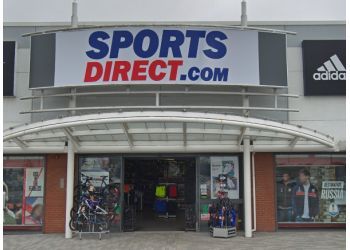 3 Best Sports Shops in Newbury, UK - ThreeBestRated