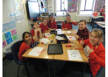 3 Best Primary School in Charnwood, UK - Expert Recommendations