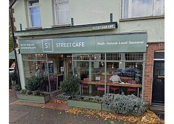 3 Best Cafes in St Albans, UK - Expert Recommendations