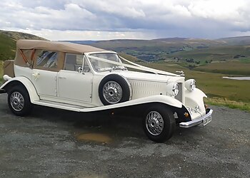 3 Best Wedding Cars in Oldham, UK - Expert Recommendations