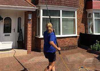3 Best Window Cleaners in Stockton On Tees, UK - Expert Recommendations