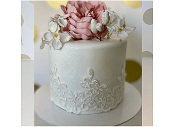 3 Best Cake Makers in Solihull, UK - Expert Recommendations