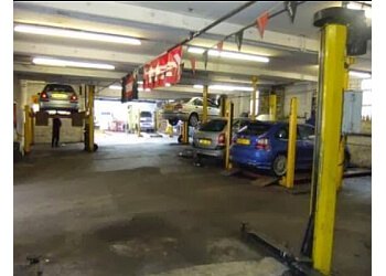 3 Best Car Garages in Halifax, UK - Expert Recommendations