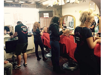 3 Best Barbers in Maidstone, UK - Expert Recommendations