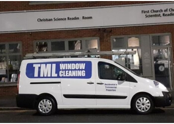 3 Best Window Cleaners in Reading, UK - Expert Recommendations