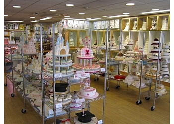 3 Best Cake Makers in Liverpool, UK - Expert Recommendations