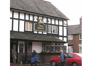 3 Best British Restaurants in Mold, UK - Expert Recommendations