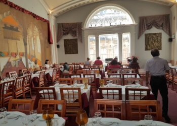 3 Best Indian Restaurants in Bath, UK - Expert Recommendations