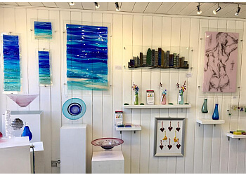 3 Best Art Galleries in Worthing, UK - Expert Recommendations