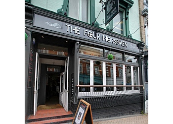 3 Best Pubs in Bournemouth, UK - Expert Recommendations