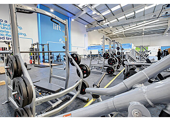 3 Best Gyms in Swindon, UK - Expert Recommendations