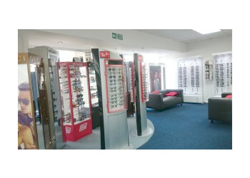 3 Best Opticians in Swansea, UK - Expert Recommendations