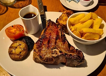 3 Best Steak Restaurants in Carmarthenshire, UK - ThreeBestRated