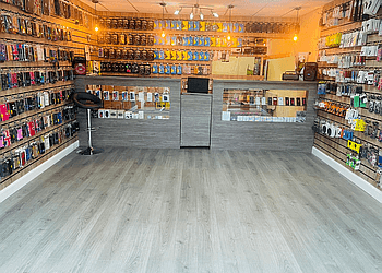 3 Best Cell Phone Repair in Stafford, UK - ThreeBestRated