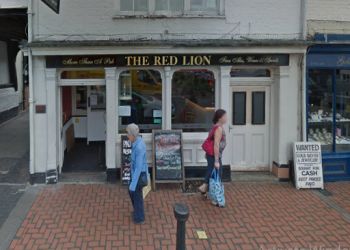 3 Best Thai Restaurants in Wokingham, UK - Expert Recommendations