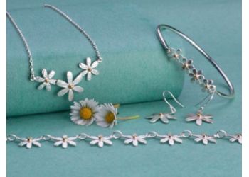 3 Best Jewellers in Bath, UK - ThreeBestRated