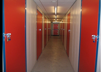 3 Best Storage Units in North East Lincolnshire, UK - Expert ...
