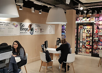3 Best Mobile Phone Shops in London, UK - Expert Recommendations