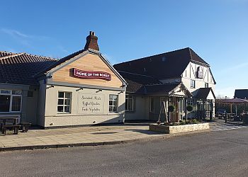 3 Best British Restaurants in Swindon, UK - Expert Recommendations