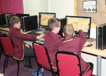 3 Best Primary School in Wirral, UK - Expert Recommendations