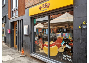 3 Best Vegetarian Restaurants in Manchester, UK - Expert Recommendations