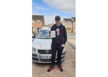 3 Best Driving School in Worcester, UK - ThreeBestRated