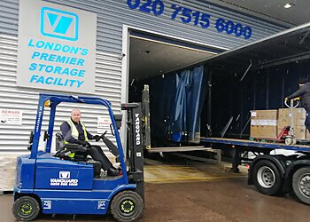 3 Best Storage Units in London, UK - Expert Recommendations