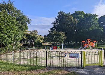 3 Best Parks in Edinburgh, UK - Expert Recommendations