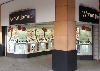3 Best Jewellers in Rochdale, UK - Expert Recommendations