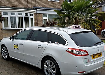 3 Best Taxis in Durham, UK - Expert Recommendations