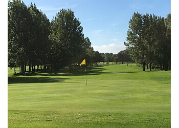 3 Best Golf Courses in Milton Keynes, UK - Expert Recommendations