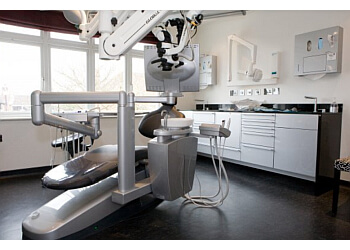 3 Best Dentists in Reading, UK - Expert Recommendations