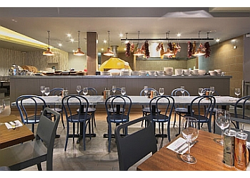 3 Best Italian Restaurants in Bournemouth, UK - Expert Recommendations